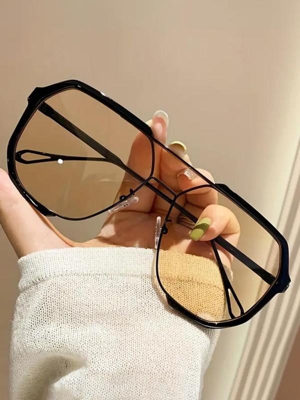 Trendy Flat Top Frame Sunglasses